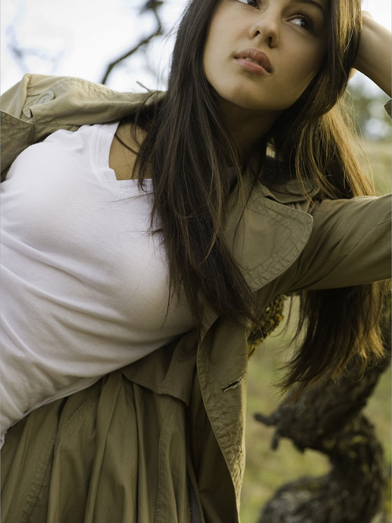 Annet Mahendru | Today's Actress | The Super-Id