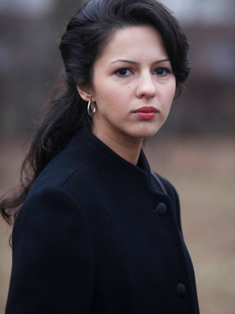 Annet Mahendru | Today's Actress | The Super-Id