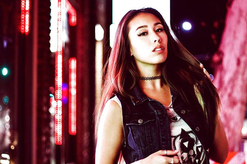 Jennifer Diley | Today's Throwback | The Super-Id